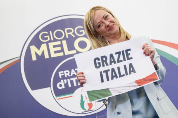 Italie : Giorgia Meloni, nommée première ministre, va présenter son ... Italie : Giorgia Meloni, nommée première ministre, va présenter son ...