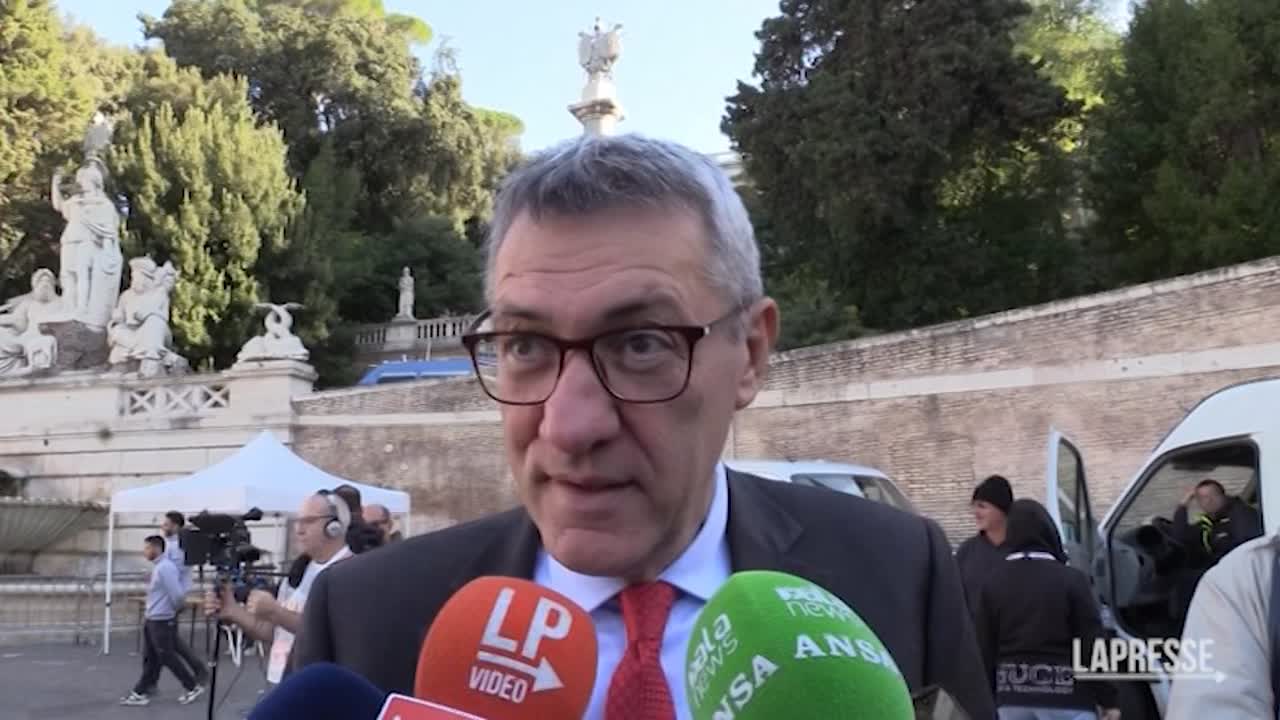 Sanità, Landini: “Invertire la logica dei tagli e investire sulla ...