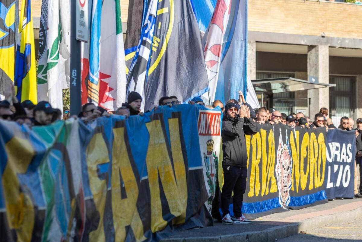 Vittorio Boiocchi, a Milano i funerali dell'ultrà Inter ucciso - LaPresse