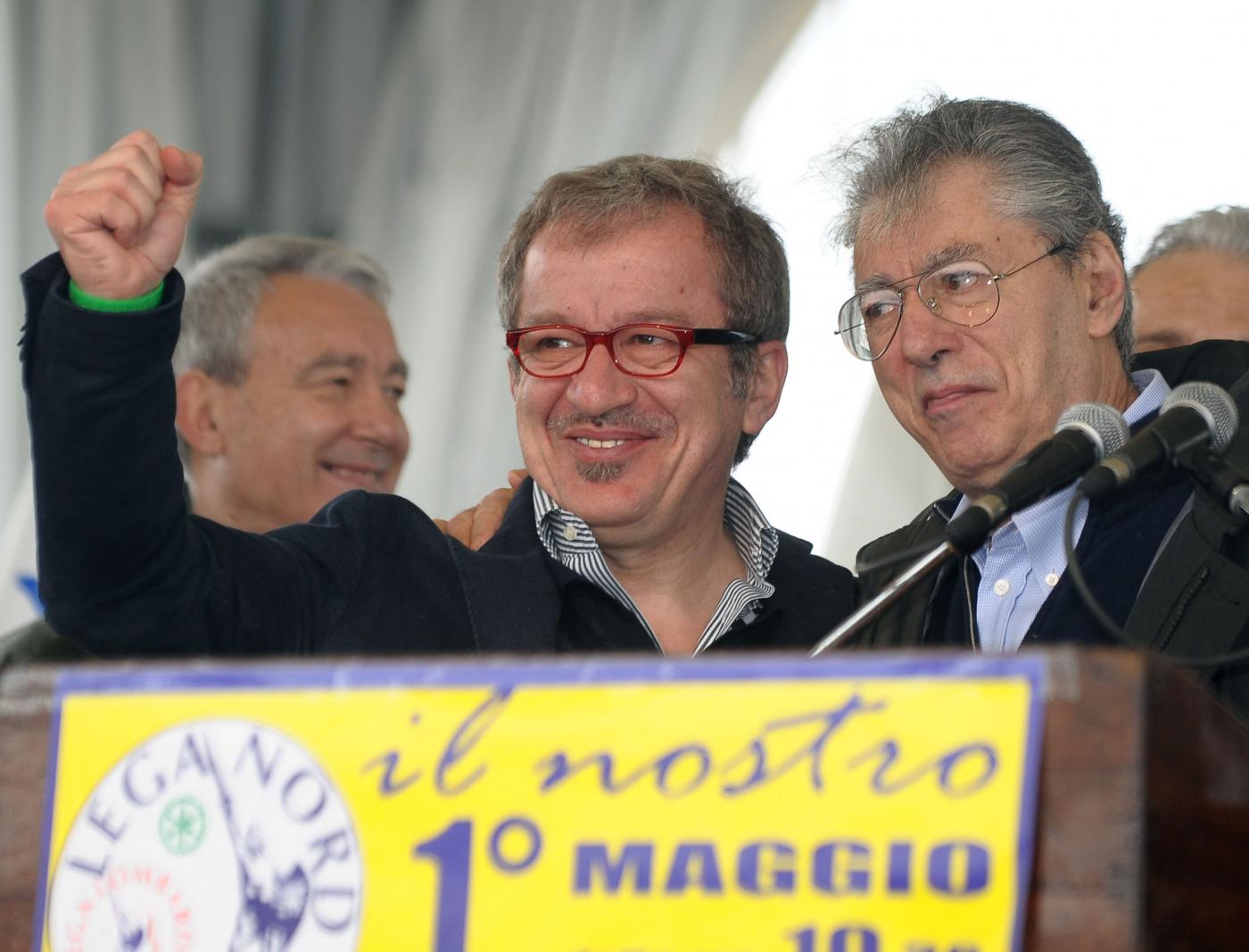 Roberto Maroni, funerali di Stato per l'ex ministro - LaPresse Roberto Maroni, funerali di Stato per l'ex ministro - LaPresse