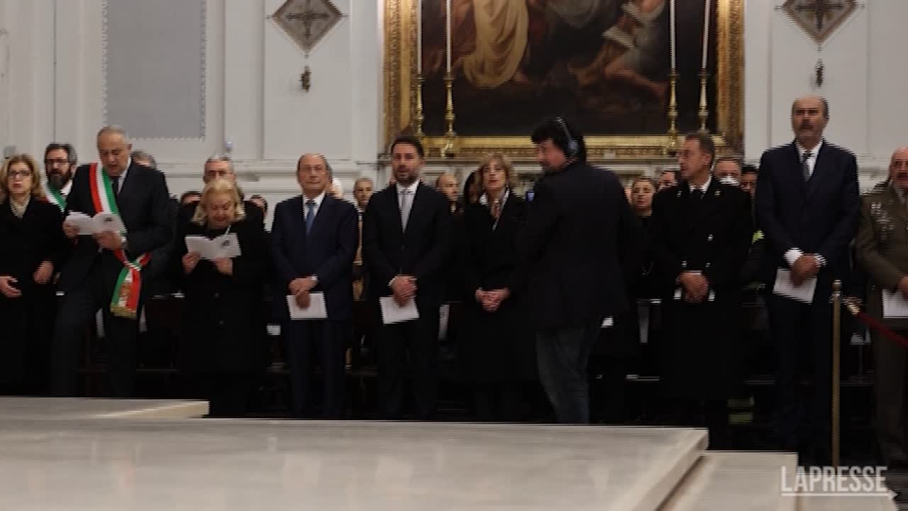 Biagio Conte, le istituzioni ai funerali - LaPresse