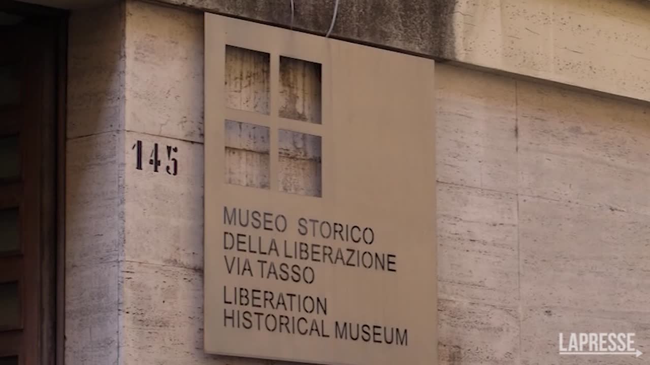 25 aprile, Conte visita il Museo della Resistenza a Roma - LaPresse