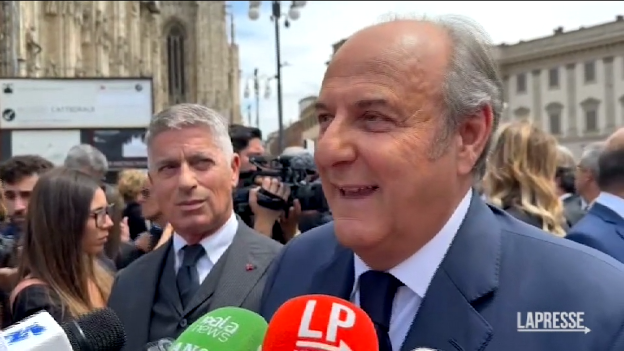 Berlusconi, Jerry Scotti: "Merita le pagine della storia" - LaPresse