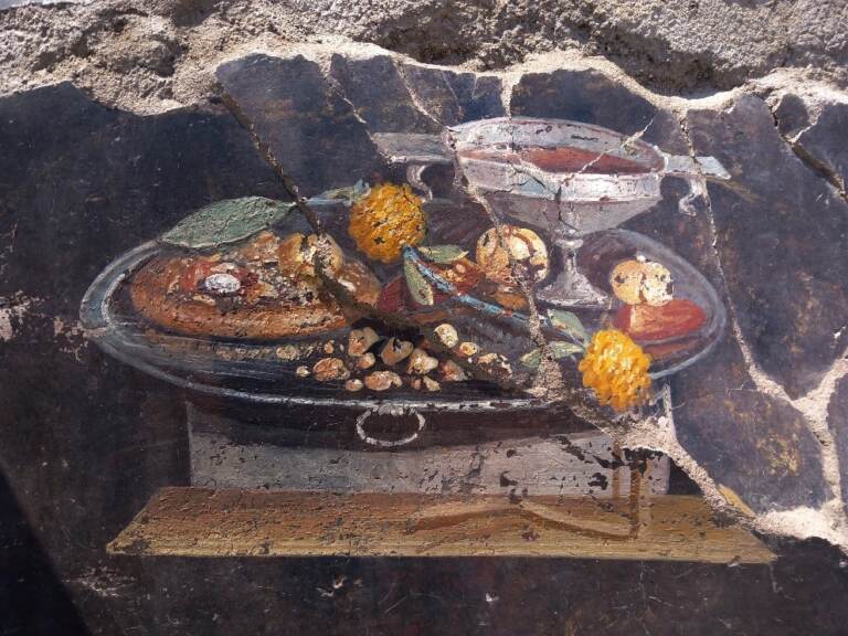 Pompei, scoperta in affresco un'antenata della pizza