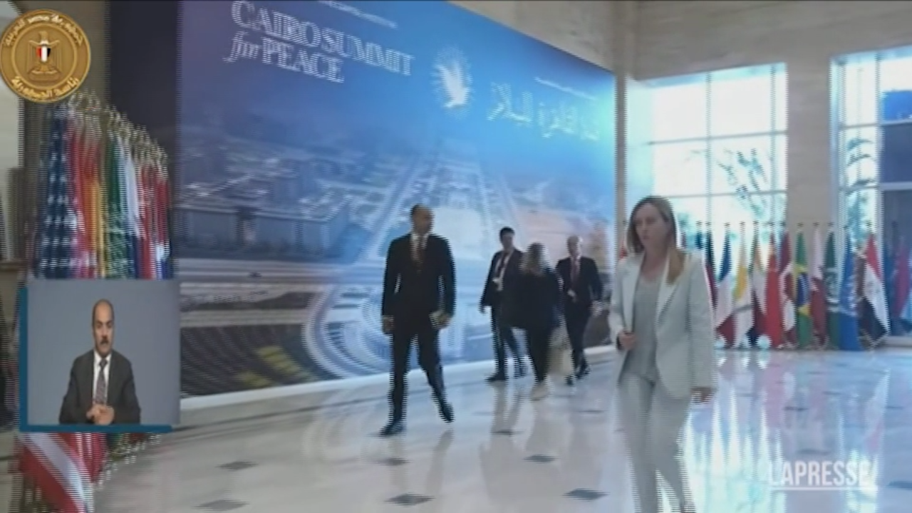 Medioriente, Meloni arrivata a summit pace al Cairo - LaPresse