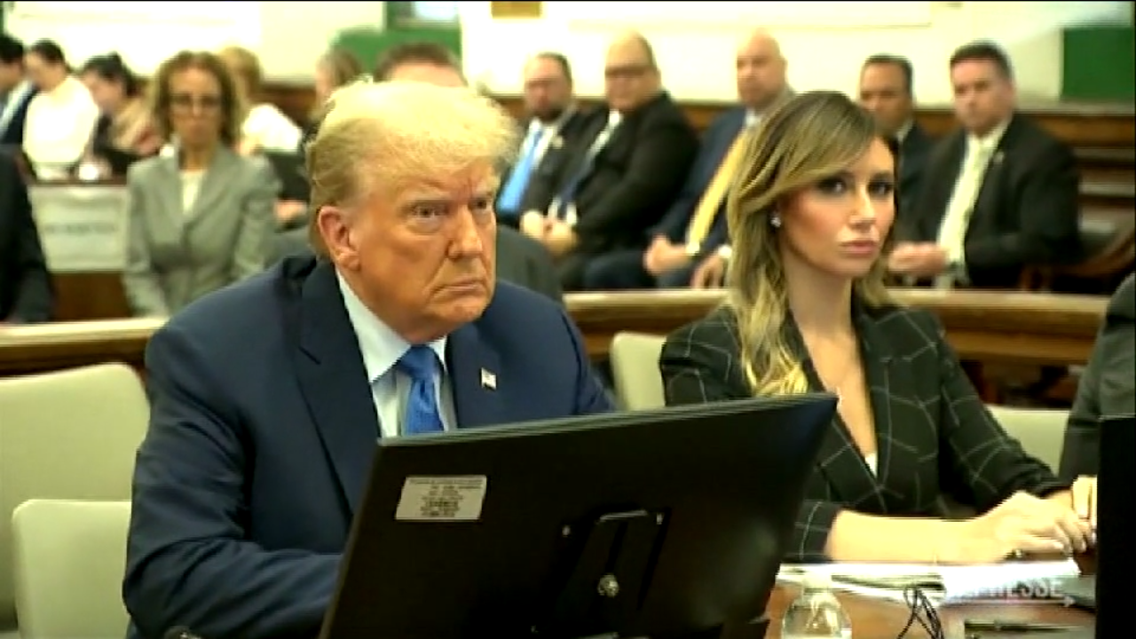 Usa Trump In Aula A New York Per Deporre In Processo Per Frode Lapresse