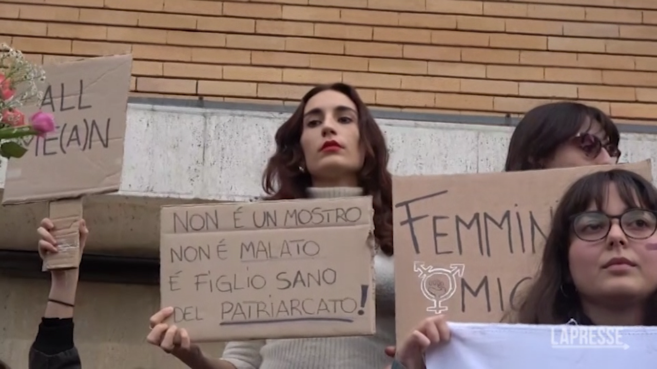 Giulia Cecchettin, studenti in corteo alla Sapienza di Roma - LaPresse