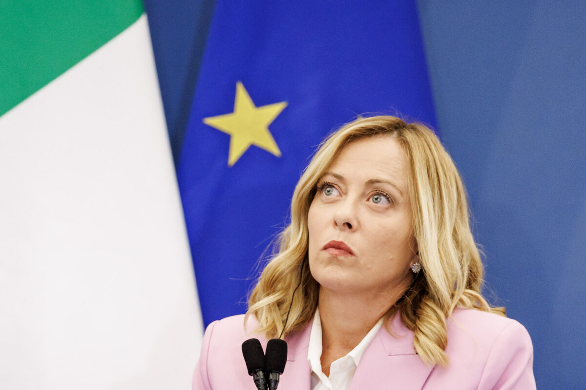 Maternità surrogata, Meloni: "Bene approvazione ddl, la vita umana non ...