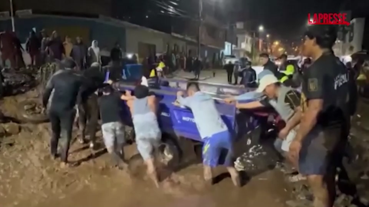 VIDEO Perù, frane e fiumi di fango per le piogge abbondanti- LaPresse