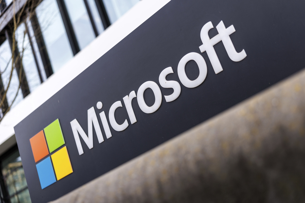 Microsoft down, problemi alla posta elettronica per milioni di utenti - LaPresse