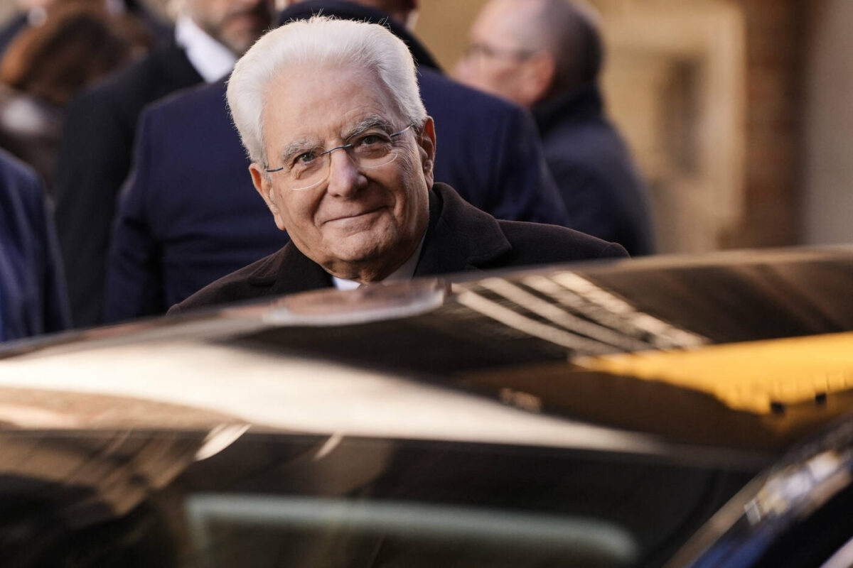 Mattarella compie 84 anni, gli auguri della politica - LaPresse