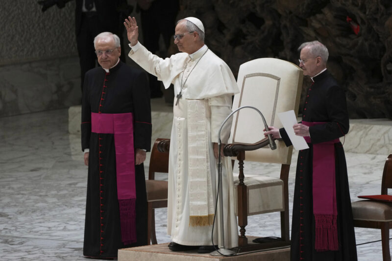 Papa Leone XIV: "Pronto a ogni sforzo per la pace" - LaPresse