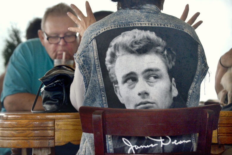 James Dean, 70 anni fa la morte nell'incidente che creò il mito - LaPresse