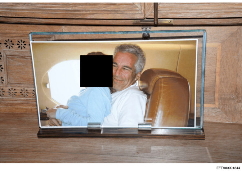 Caso Epstein, nei file spunta una denuncia per pedopornografia ignorata ...